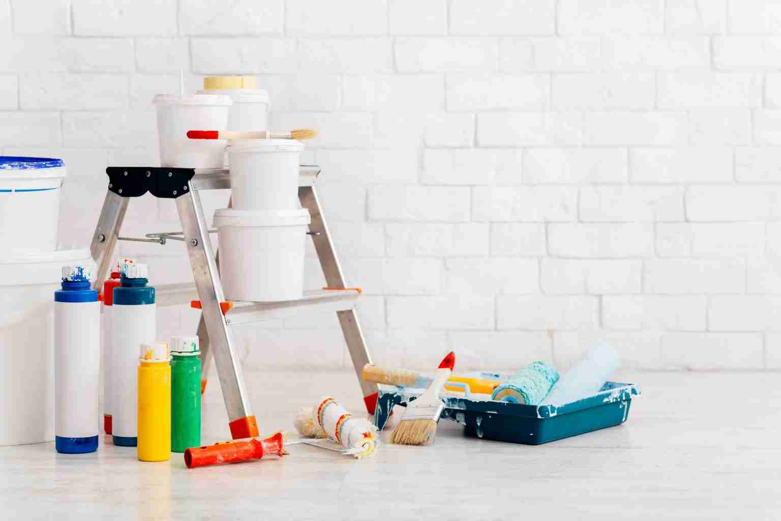 6 Steps To Fix Water-Damaged Wall Paint - Apex Painting Group